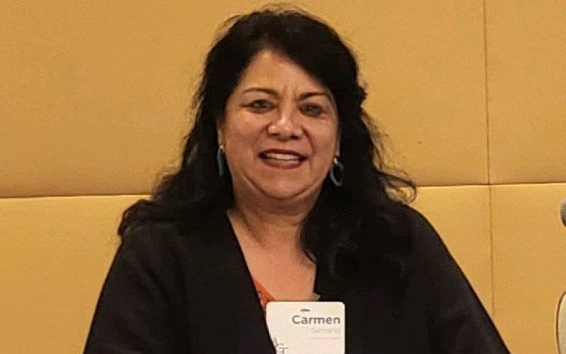 ...and the Cynthia Fox Award goes to Carmen Serrano! | University at Albany